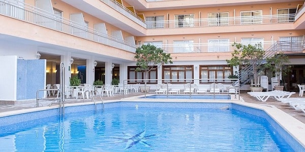 Pinero Bahia de Palma 3* Majorka - Turistička agencija SALVADOR TRAVEL Novi Sad