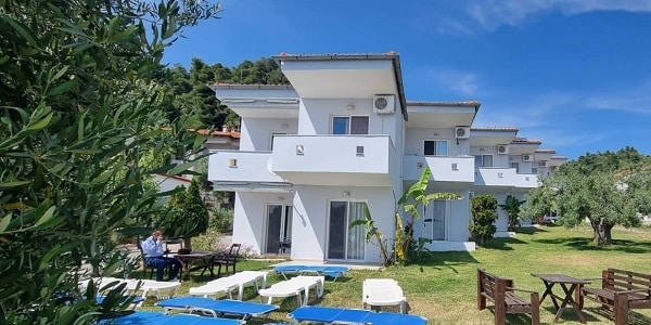 Vila Stavros Beach Nea Skioni - Turistička agencija SALVADOR TRAVEL ...